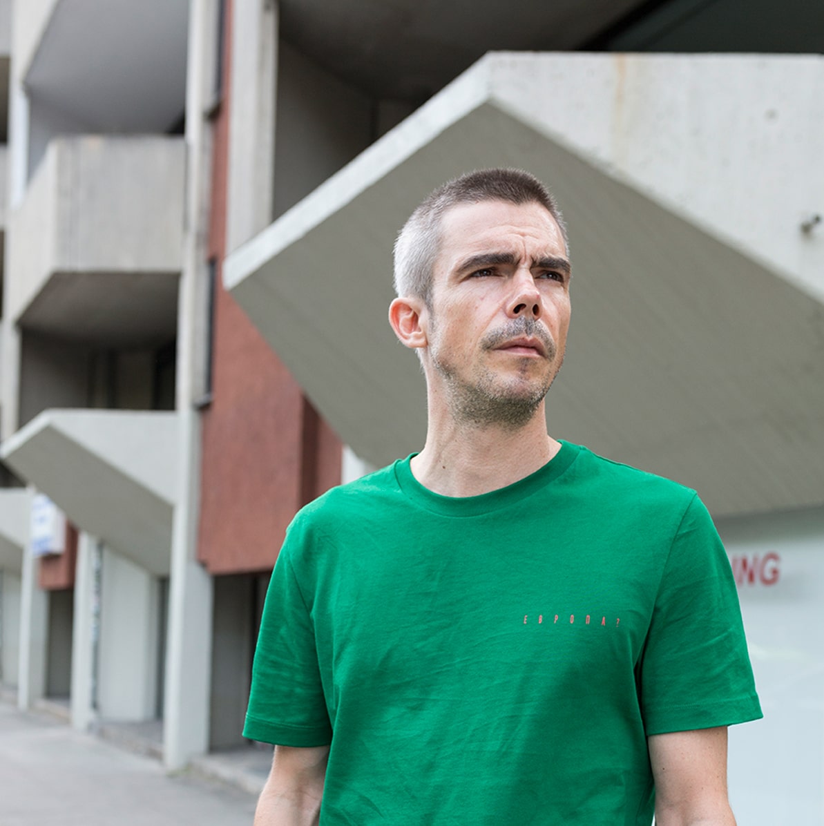 GUESTBOOK MAGAZINE | "WHERE IN THE WORLD AM I?" von David Spaeth